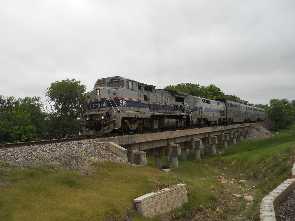 AMTK 519 18May2011 A two-fer - NB Train 22 (Texas Eagle) crossing Purgatory Creek
